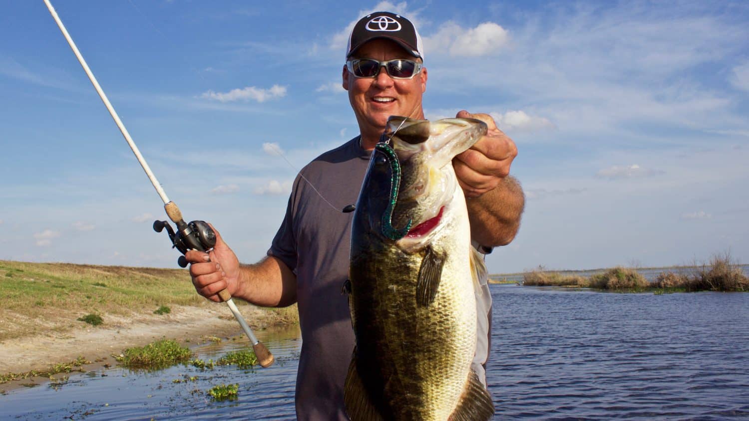 Big Show’s Baits ~ Ditto Gator Tail Worm – Anglers Channel